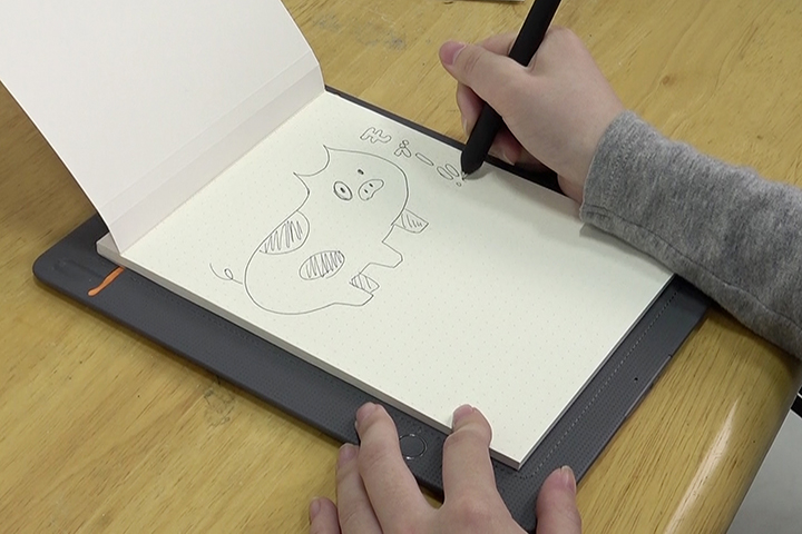 どんな紙に書いたメモもデータ化 ワコム『Bamboo Slate small（バンブースレートスモール）』