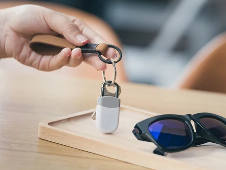 忘れ物とサヨナラ 紛失防止タグ「Echo Tag」 - bouncy / バウンシー