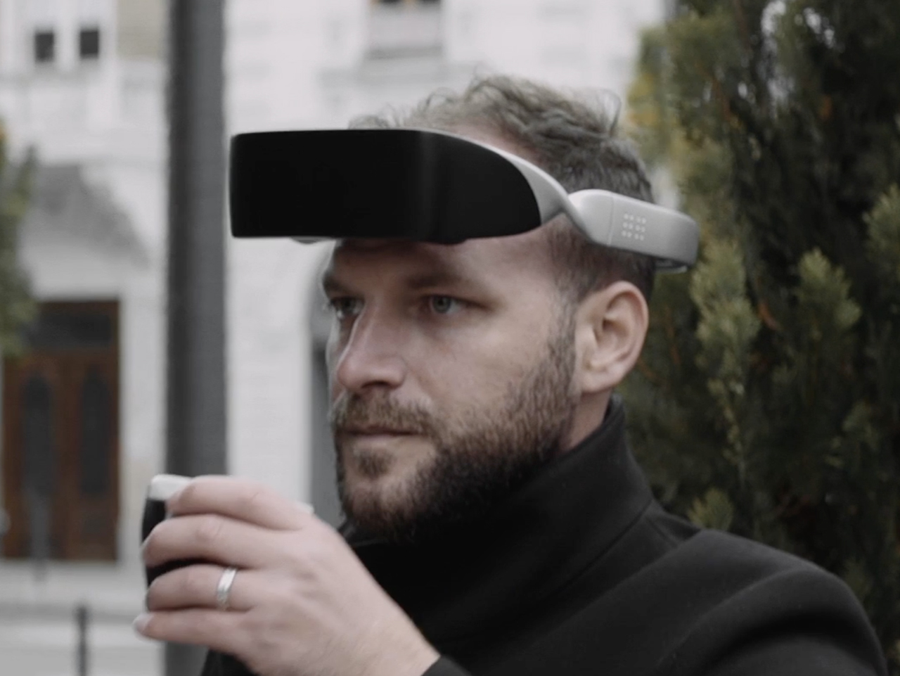 おでこにセンサー？ 視覚障害者のためのウェアラブルデバイス「.lumen」 - bouncy / バウンシー