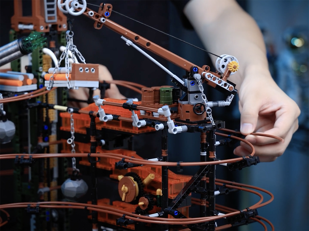 まるで子供の頃夢見た工場？ 5,000ピース超えの本格ビルディングブロック「Steampunk Marble Run」 - bouncy ...