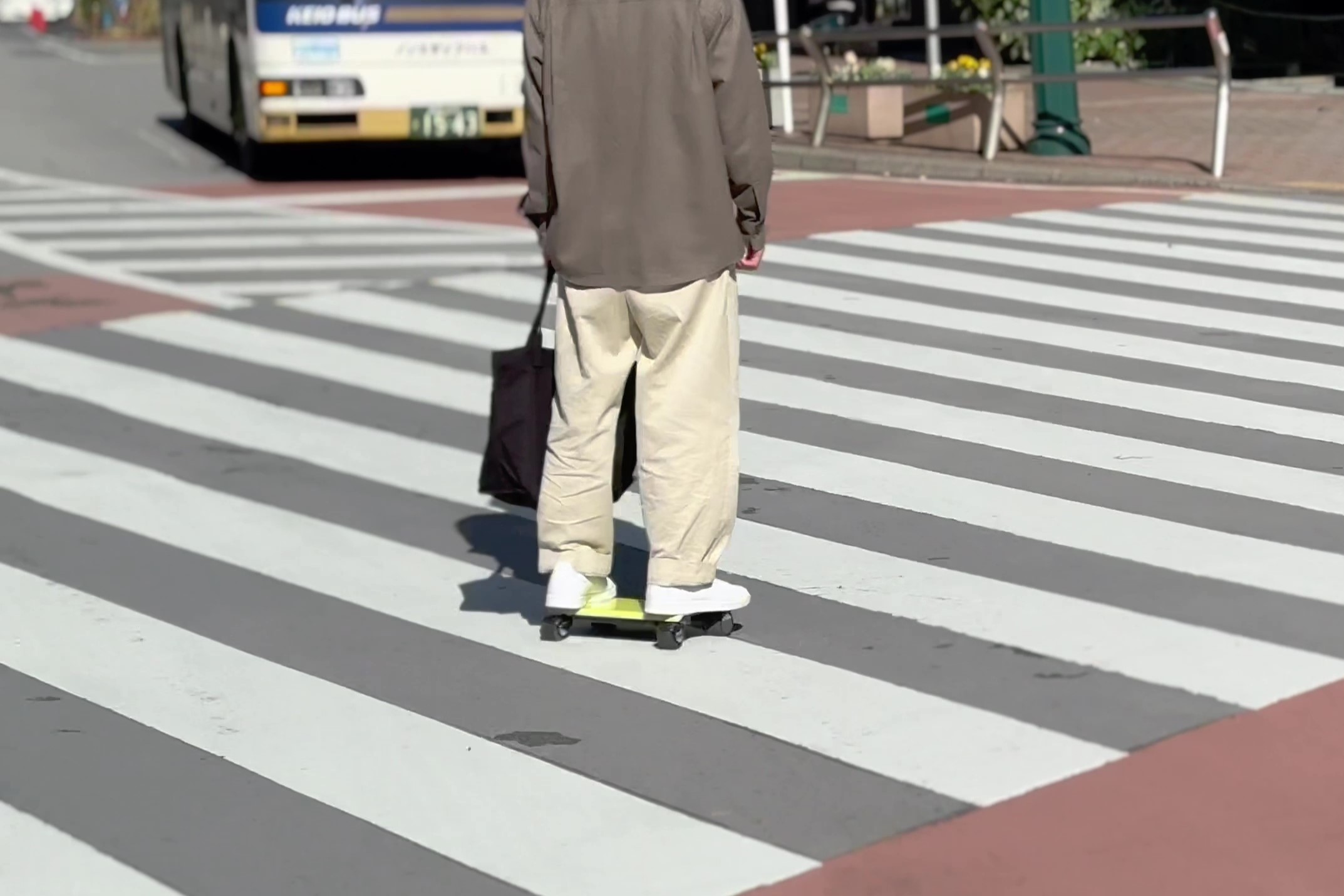 公道で使えるとっても小さなモビリティ「WALKCAR 2」 - bouncy / バウンシー