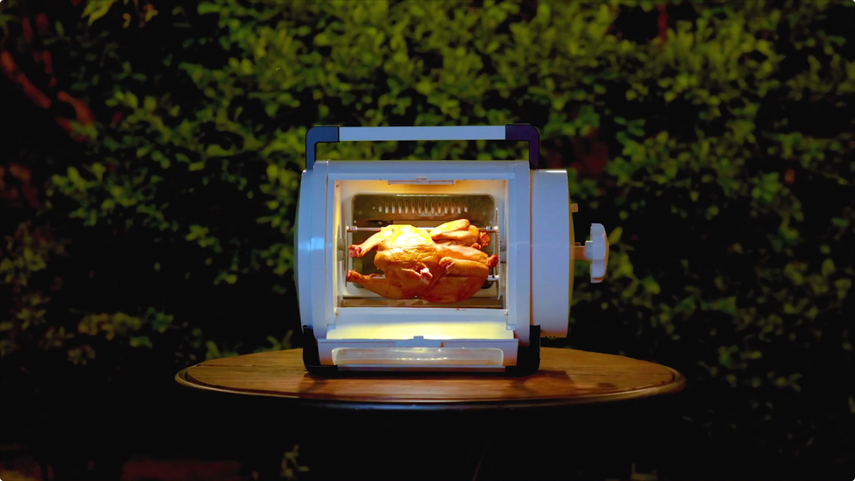 どこでも本格丸焼きを堪能！ 無煙で楽しめるポータブルオーブン「Grillr」 - bouncy / バウンシー