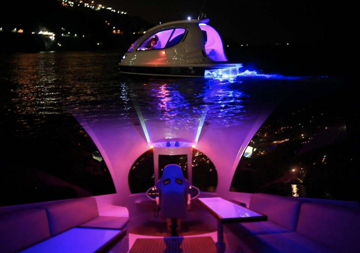 内装が意外にリッチ。自分好みにカスタマイズできる卵型高級クルーザー「Royal Jet Capsule」 - bouncy / バウンシー