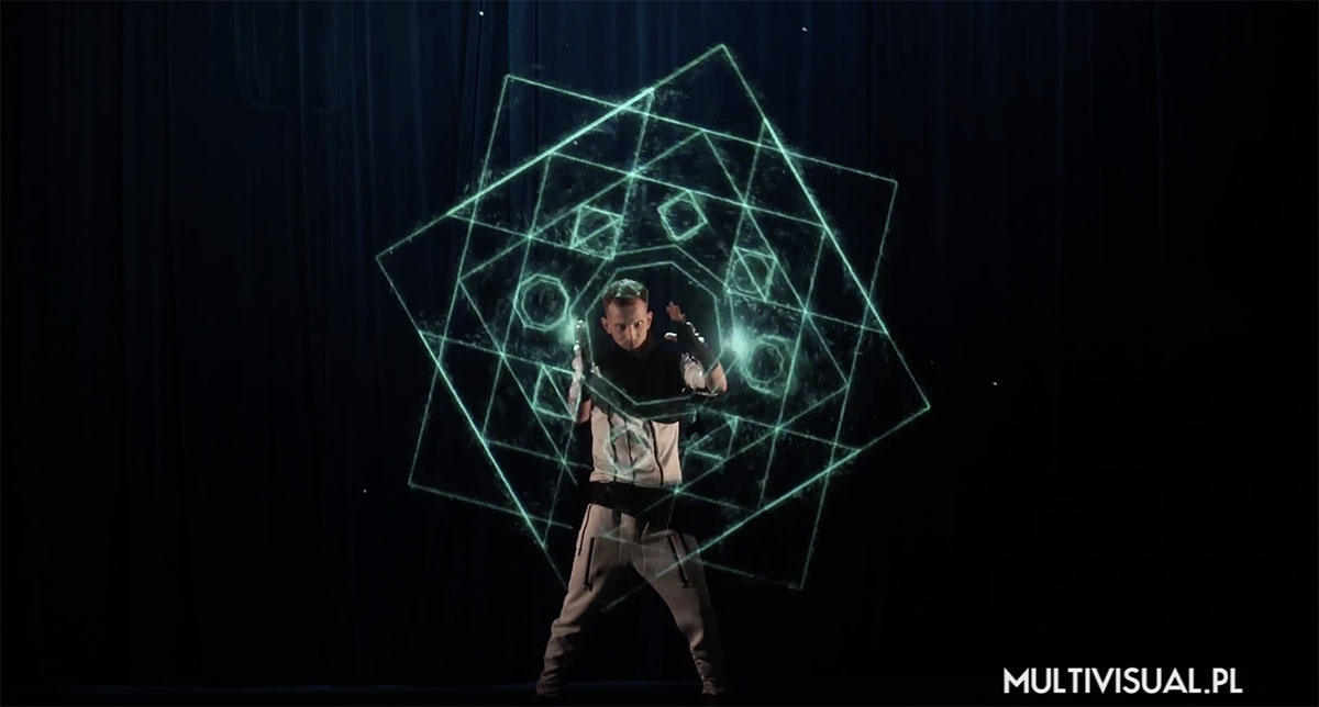 レーザーやホログラムが舞う美しい光のショーを披露するパフォーマンスチーム 「MultiVisual」 - bouncy / バウンシー