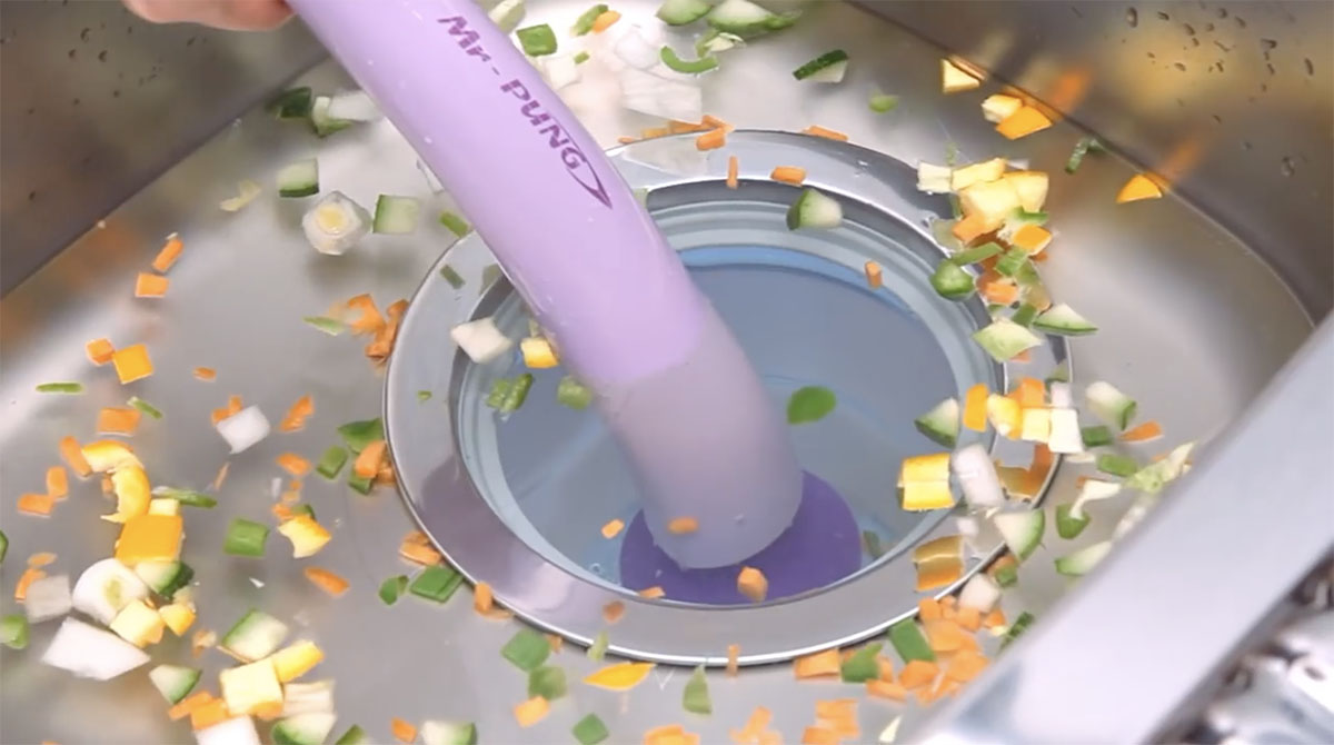 一瞬で排水口の詰まりを解消？ パワフルなラバーカップ「Mr-PUNG」 - bouncy / バウンシー