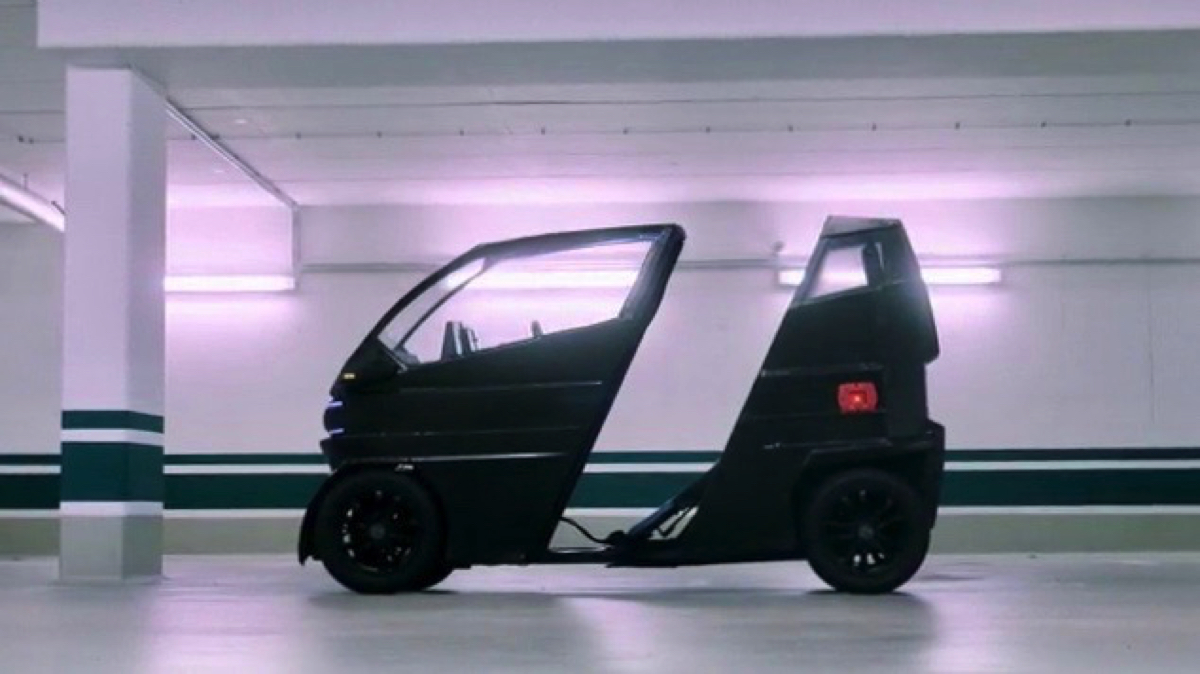 バイクとも車とも違う。長さを自在に変えられるアーバンモビリティ「iEV X」 - bouncy / バウンシー