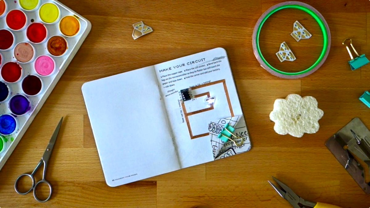 紙に回路を貼り付ける!? 電子工作学習キット「HACK YOUR NOTEBOOK」 - bouncy / バウンシー