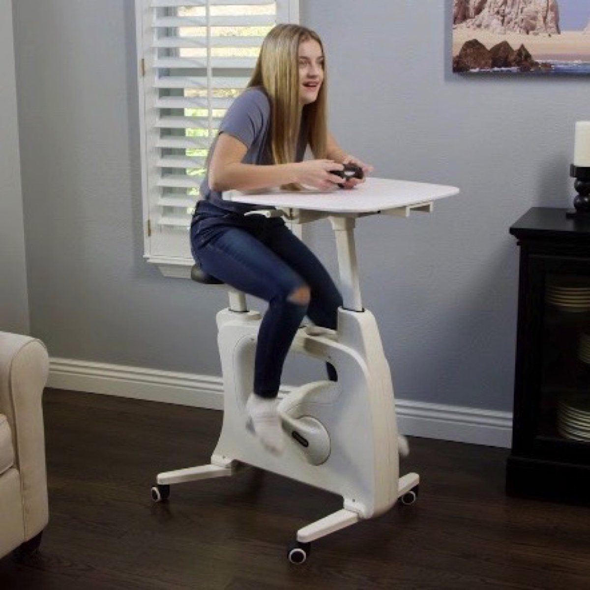 仕事に使えるエクササイズマシン!?「FlexiSpot V9」を知ってる？ - bouncy / バウンシー