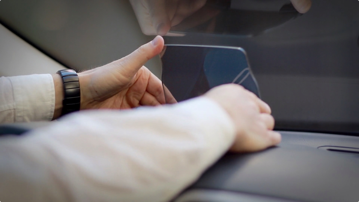 空中にナビを表示する？5,000円で導入できるARカーナビ「HUDWAY Glass」 - bouncy / バウンシー