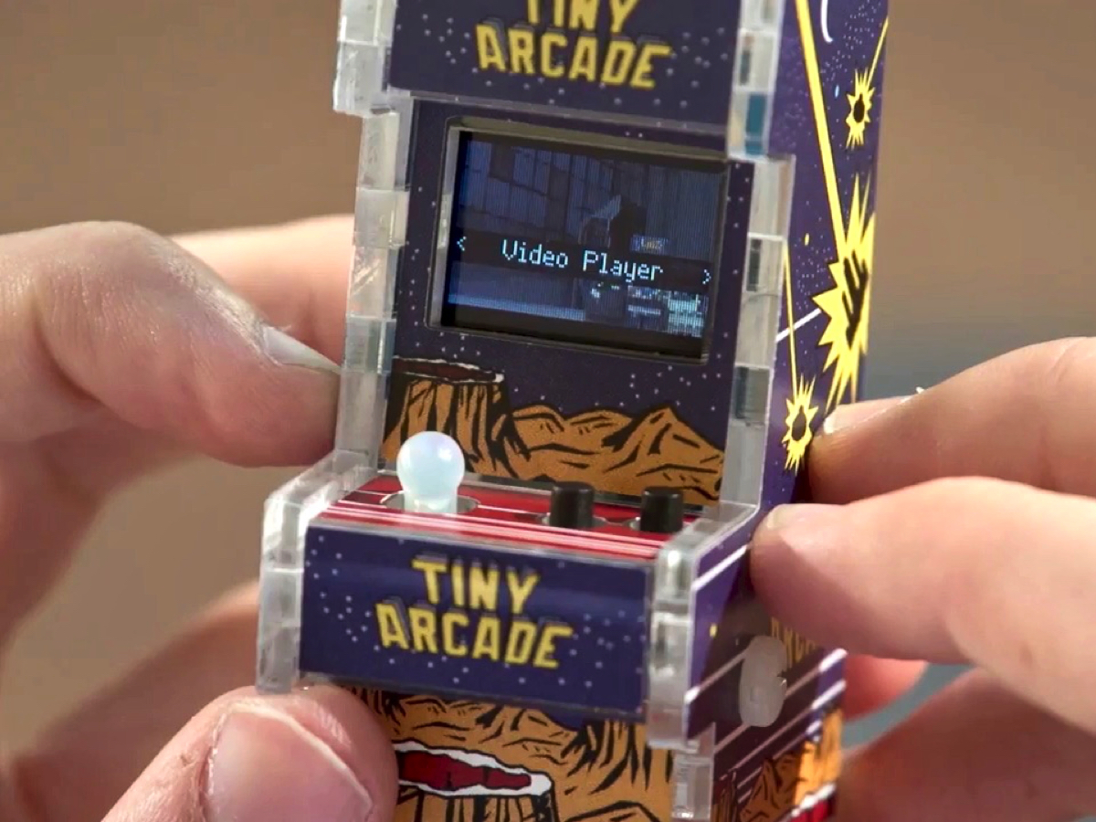 あの頃を想い出そう。ミニチュアアーケード機「Tiny Arcade」 - bouncy / バウンシー